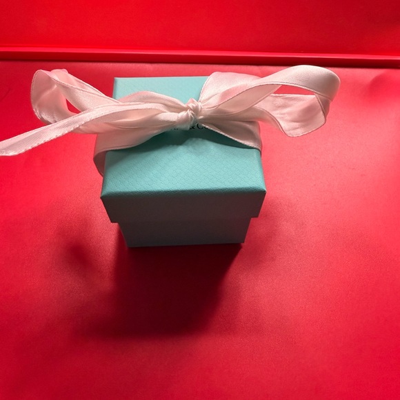 Tiffany & Co. | Jewelry | Tiffany Co Blue Box With White Ribbon | Poshmark